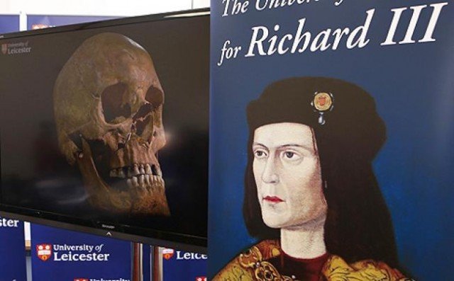 Richard III skeleton confirmed by DNA tests